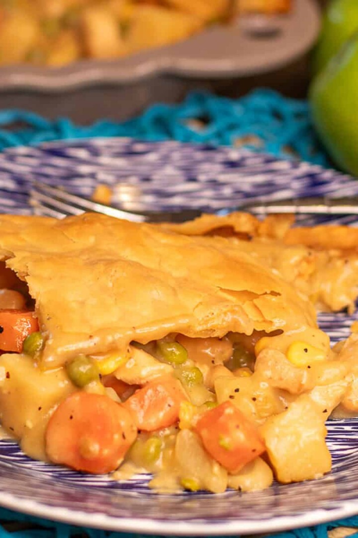 Delicious 5-Layer Taco Dip Recipe for Any Occasion - Belly Laugh Living